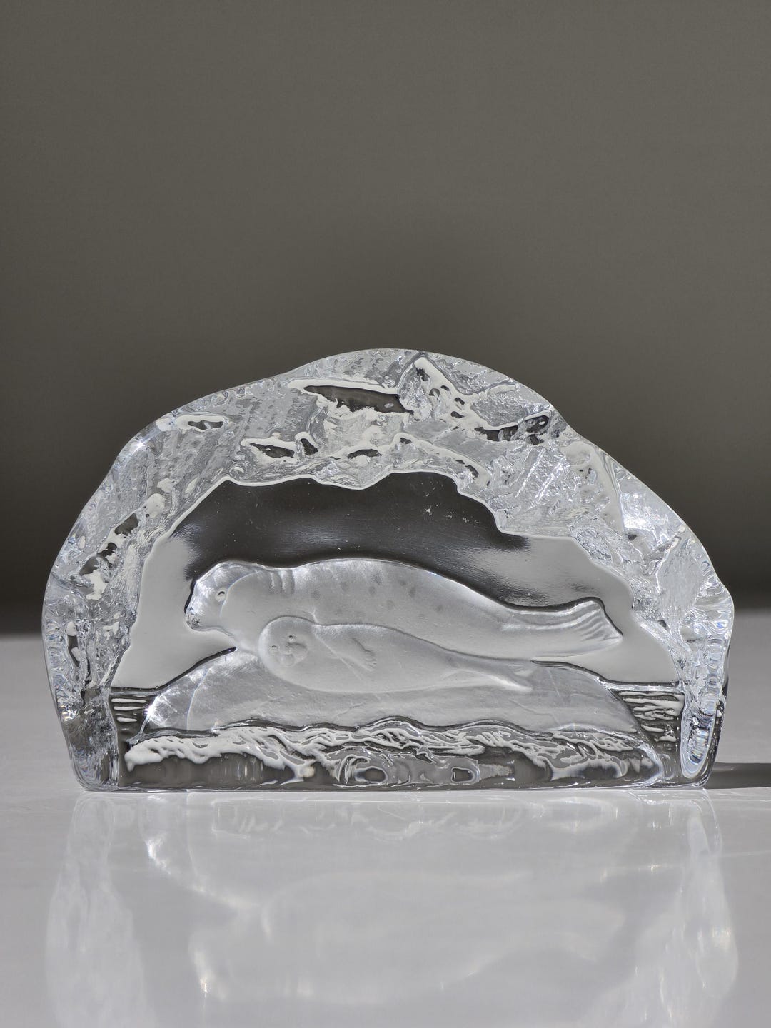 Vintage Svenskt Glas Seals Paperweight Sculpture by Paul Isling | WWF ...