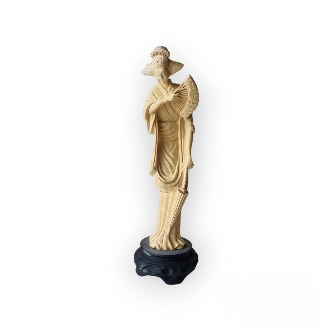 Large Japanese Geisha Hand Carved Statue - Etsy Canada