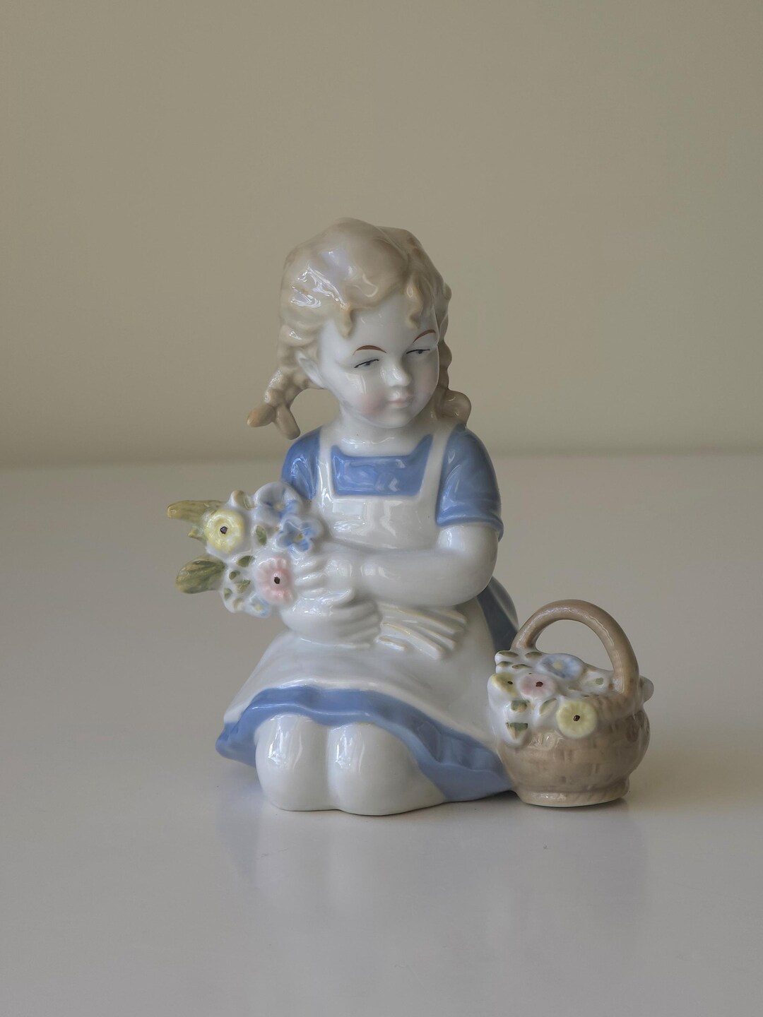 Vintage GDR Porcelain "picnic Girl" Figurine | East Germany | - Etsy