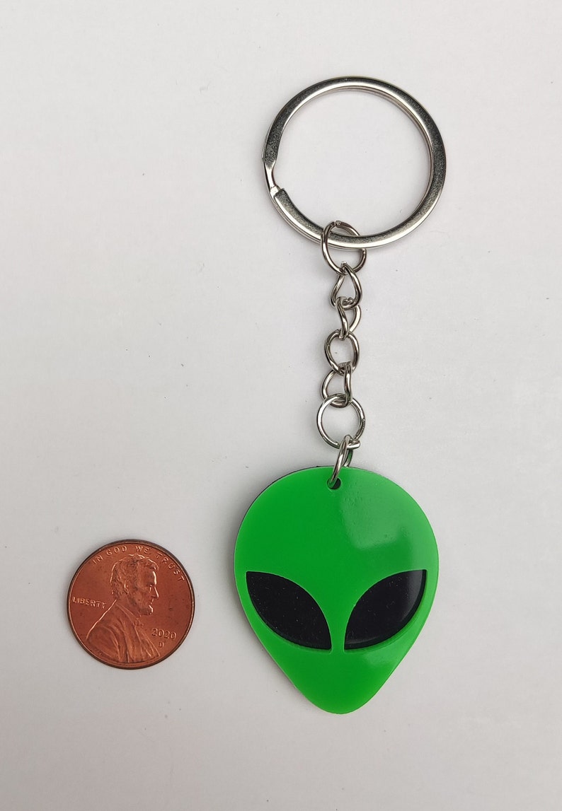 Alien Keychain, Acrylic Alien Head Keychain, Green Alien, Martian ...