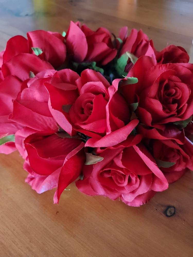Kentucky Derby Party Decor, Red Rose Centerpiece, Red Rose Decor, Red ...