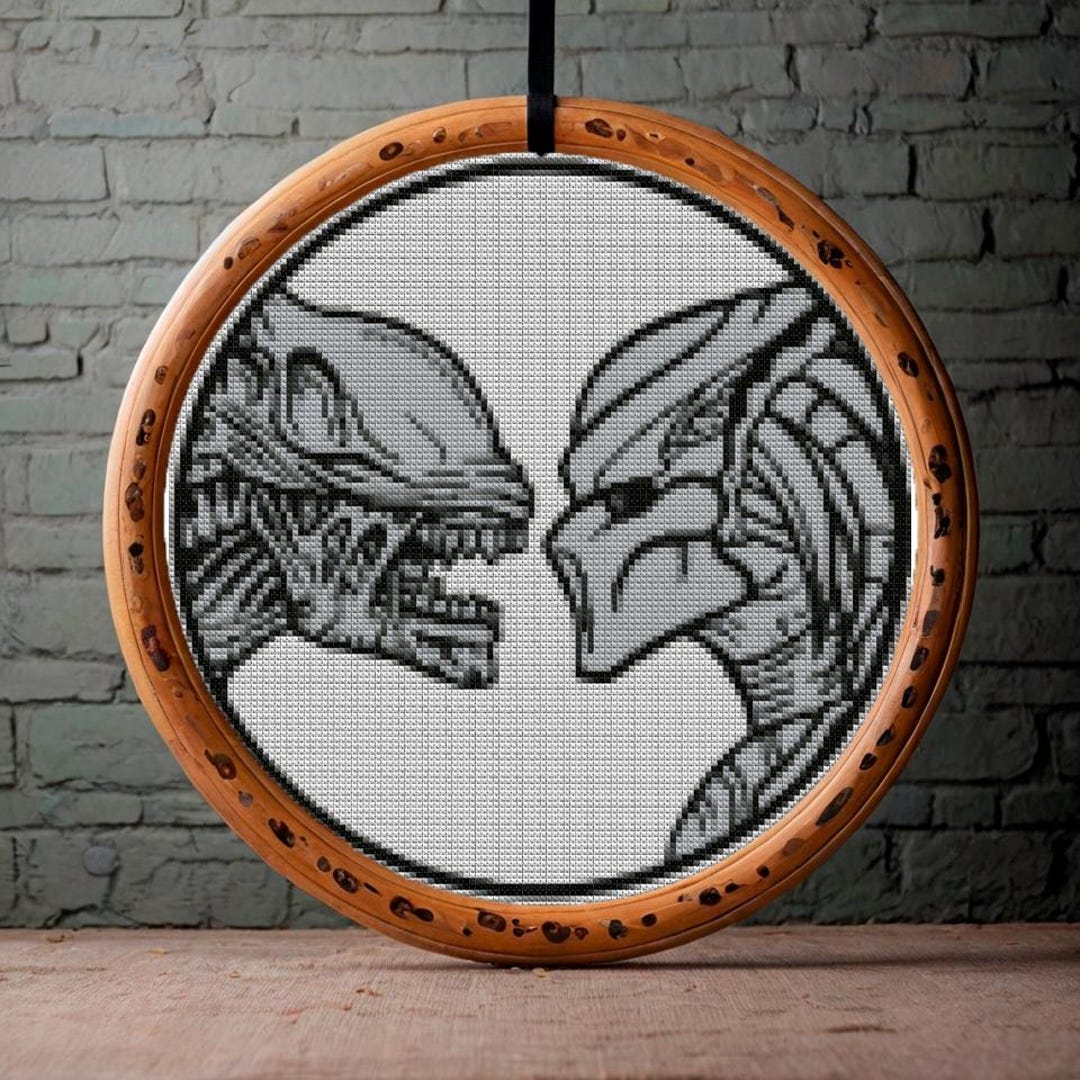 Alien Vs Predator Cross Stitch: Sci-fi Xenomorph Embroidery Pattern for ...
