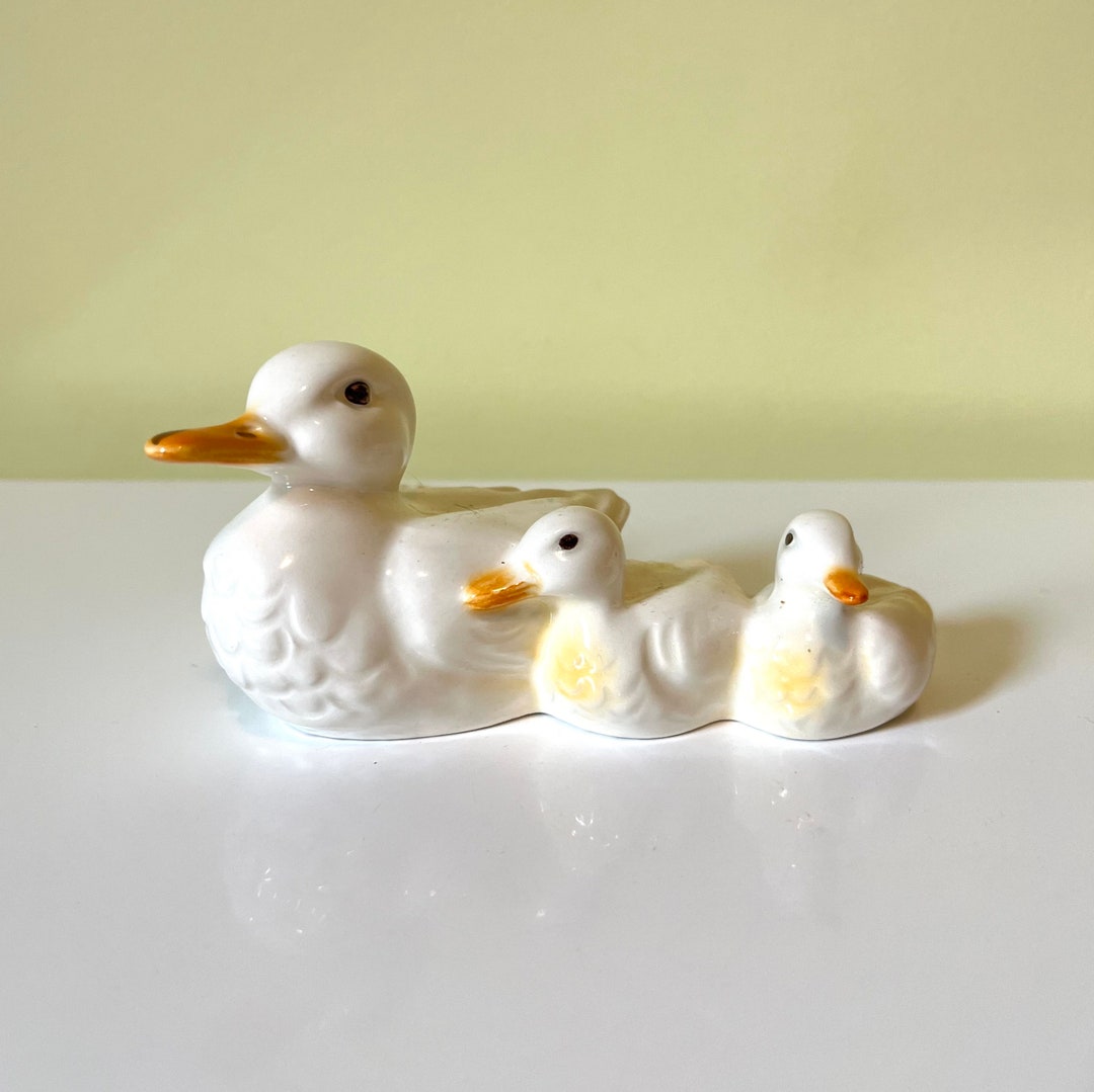 Vintage Goebel Mother Duck & Ducklings Figurine - Etsy