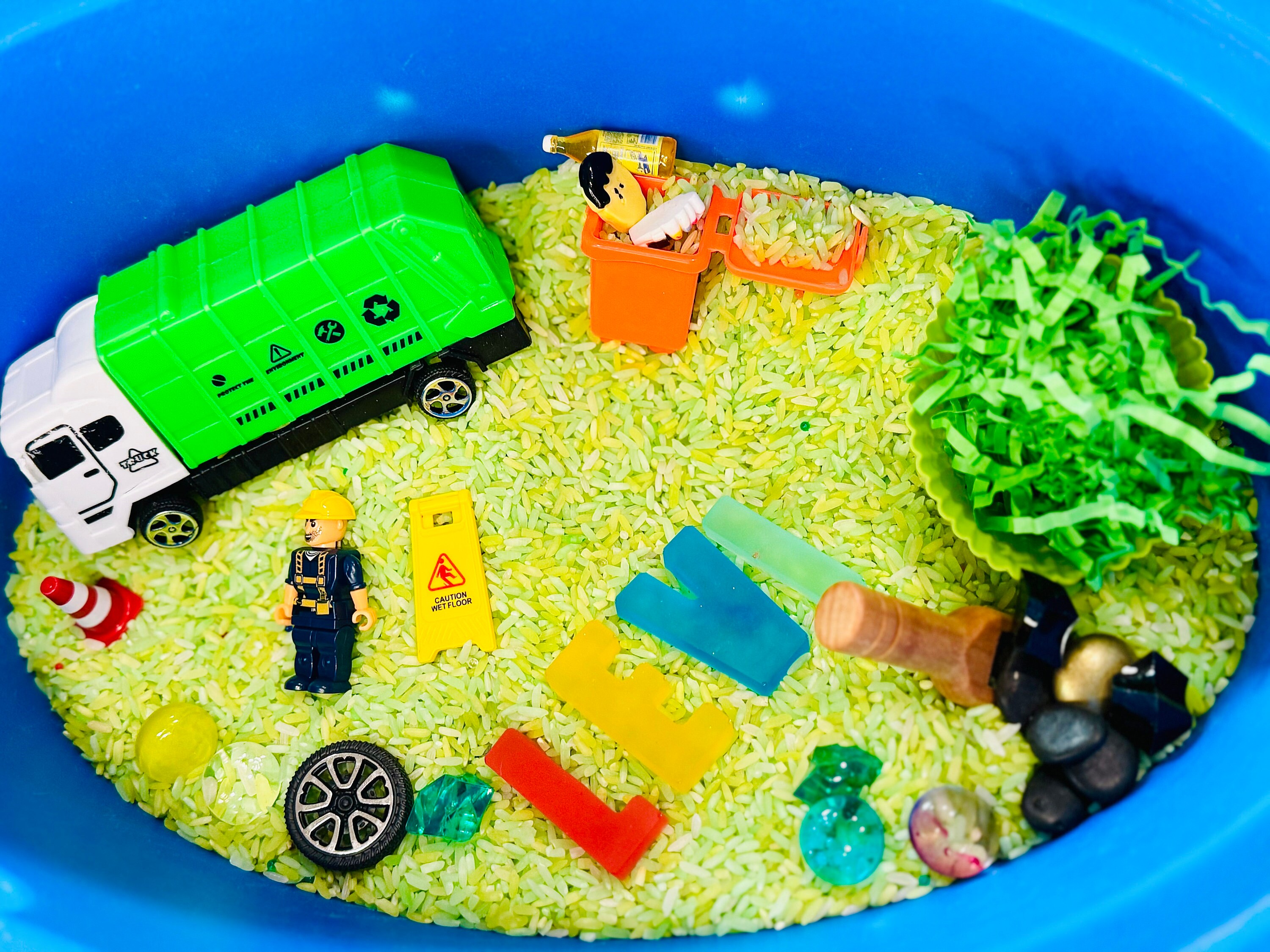 GARBAGE TRUCK Sensory RICE Spill custom Resin Name blippi Garbage Truck ...