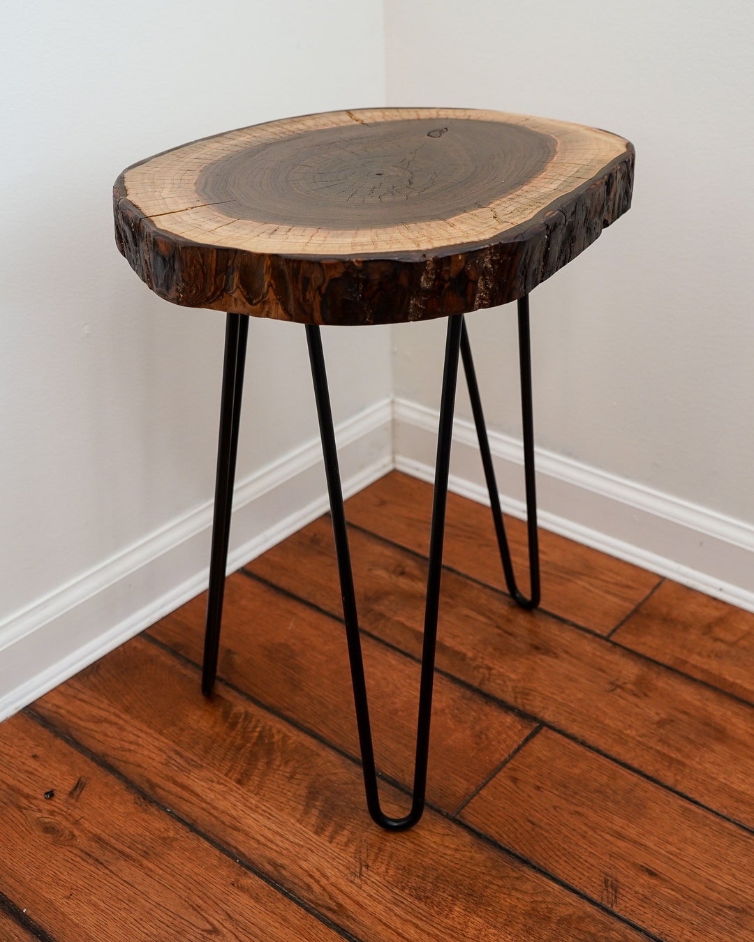 Walnut Circle Table - Etsy