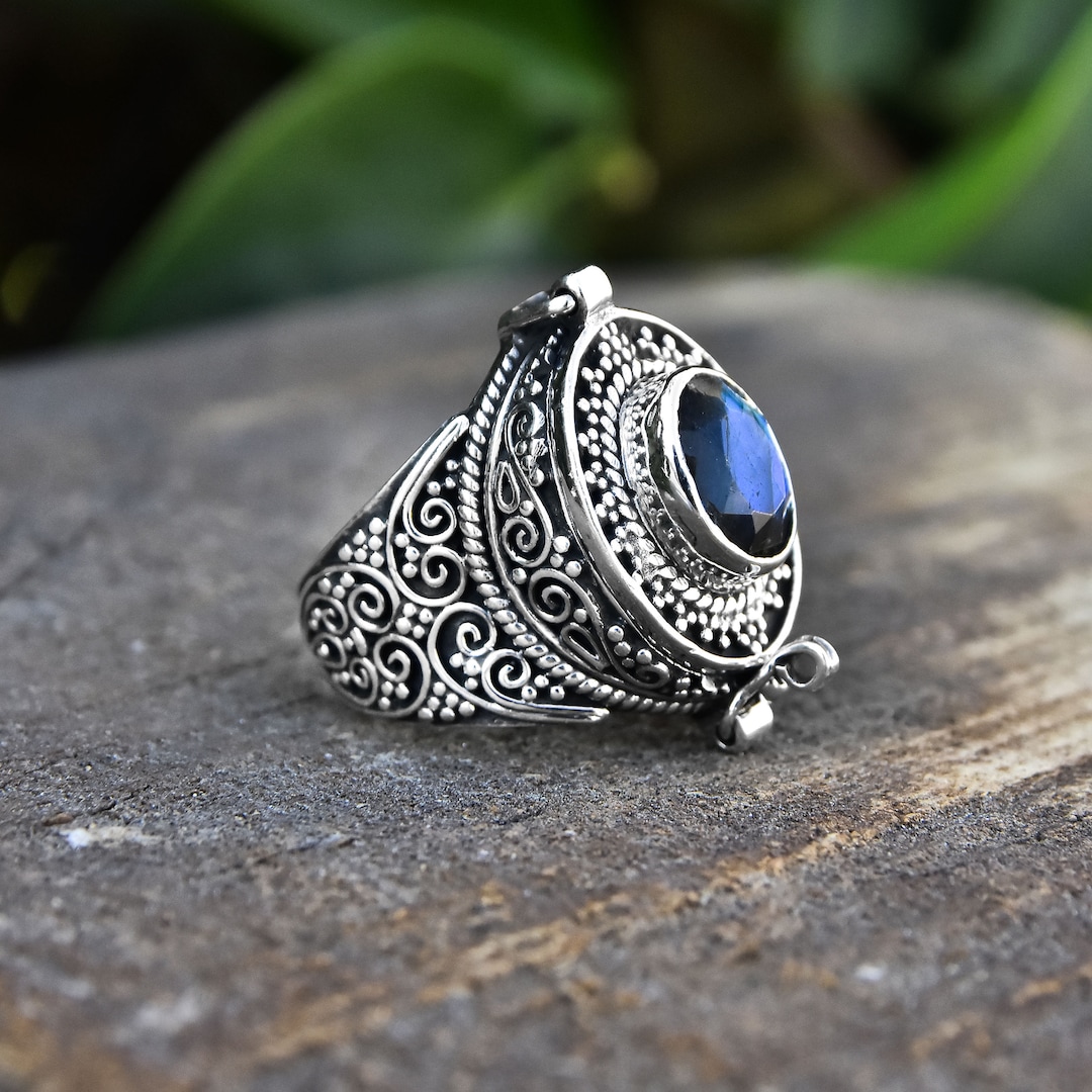 Poison Ring , Vintage Poison Ring , Openable Ring , Silver Box Ring ...
