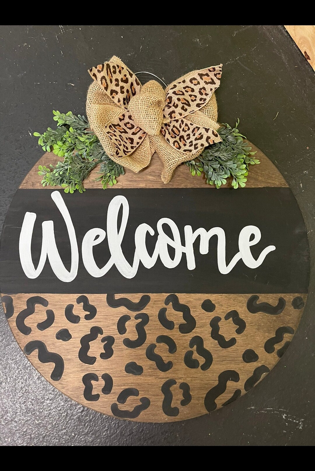 Round Leopard welcome Door Hanger Sign With Greenery - Etsy