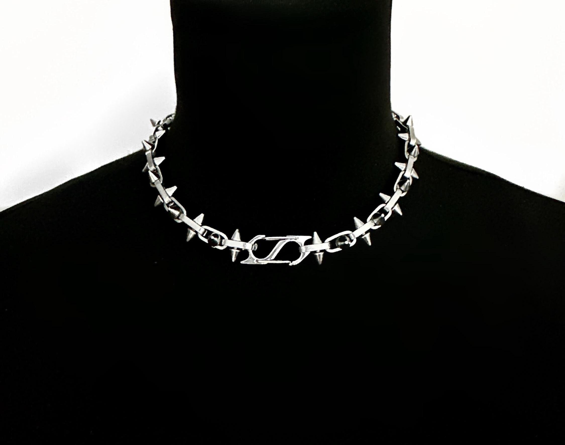 DEVIOUS SPIKE – Stainless Steel Spiked Chain Choker Carabiner Necklace ...