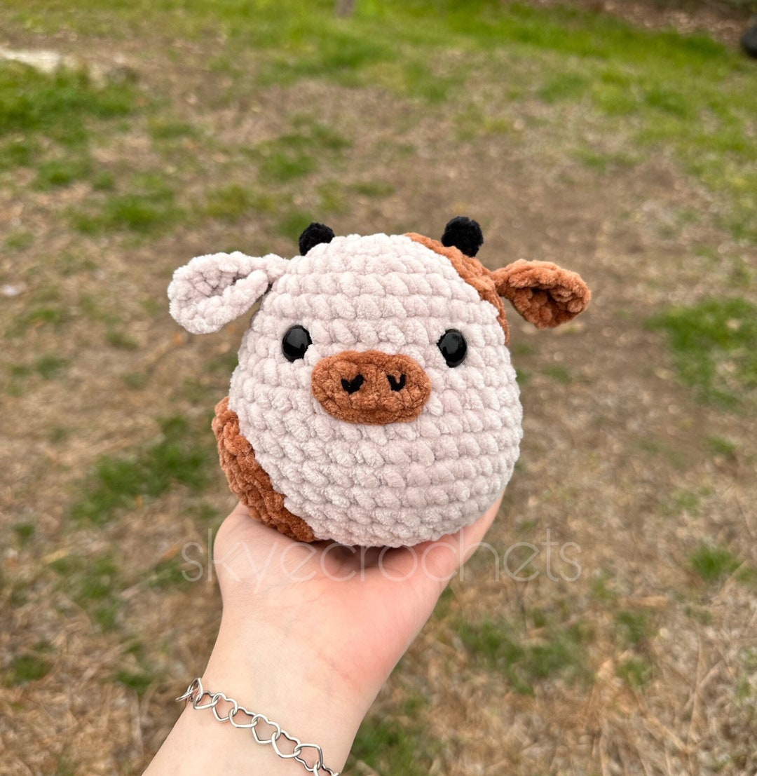 Milo the Chunky Cow, Squishmallow Inspired, Soft Cuddly Yarn, Chubby ...