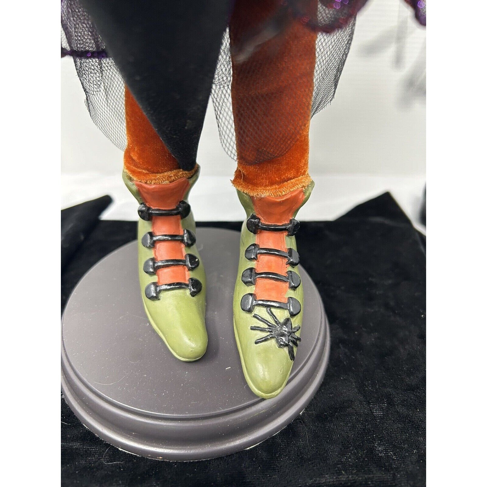 Halloween Witch Tabletop Statue Figurine 22 Spiders Pumpkins Bones Fun ...