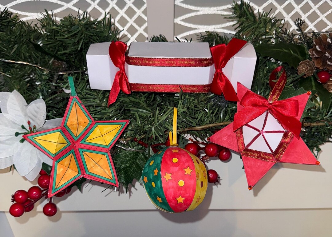 DIY 3D Christmas Baubles & Cracker Papercraft (PDF Pattern) - Etsy UK