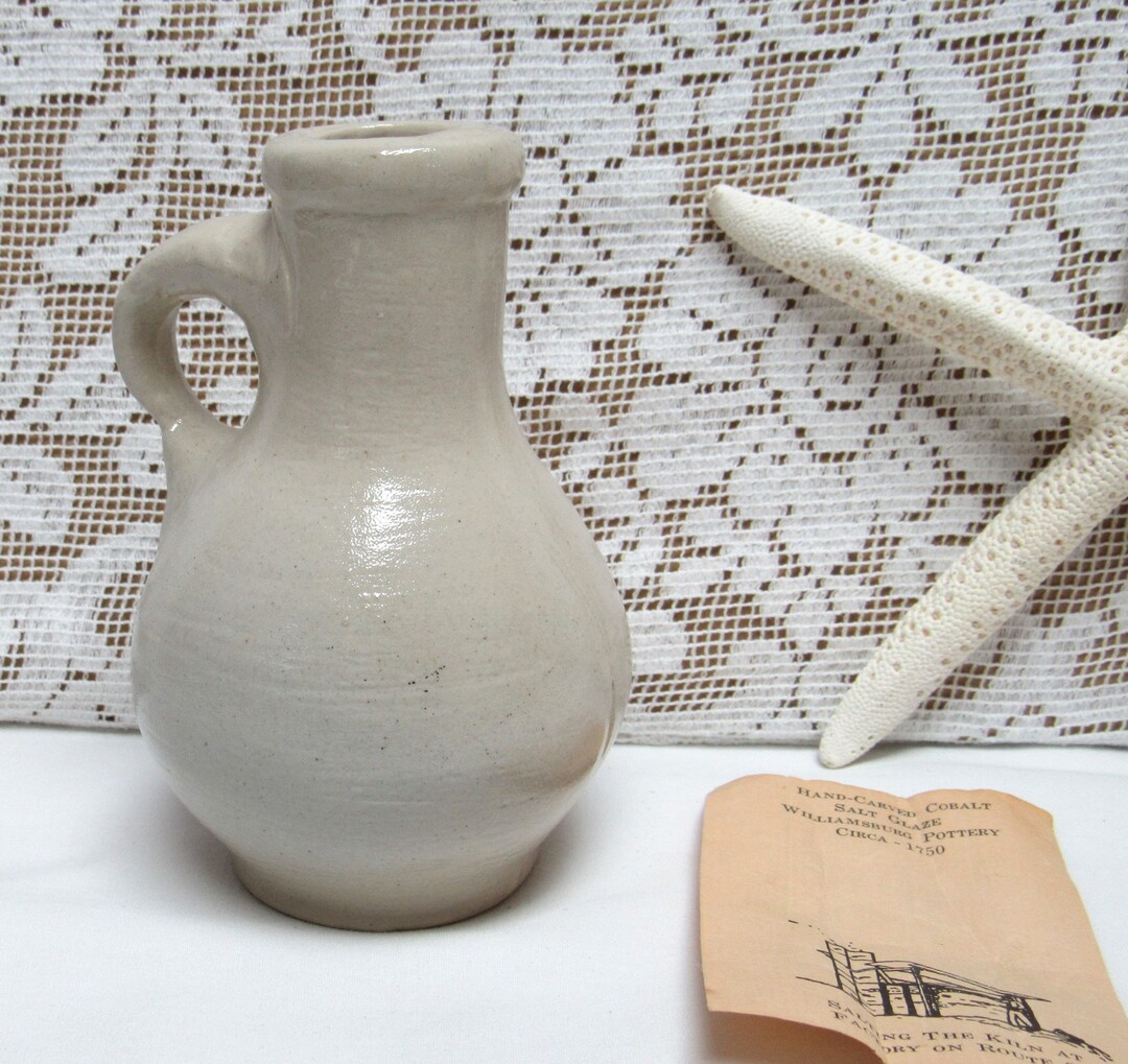 Vintage WILLIAMSBURG VA POTTERY Small Cream Pitcher Souvenir Salt Glaze ...