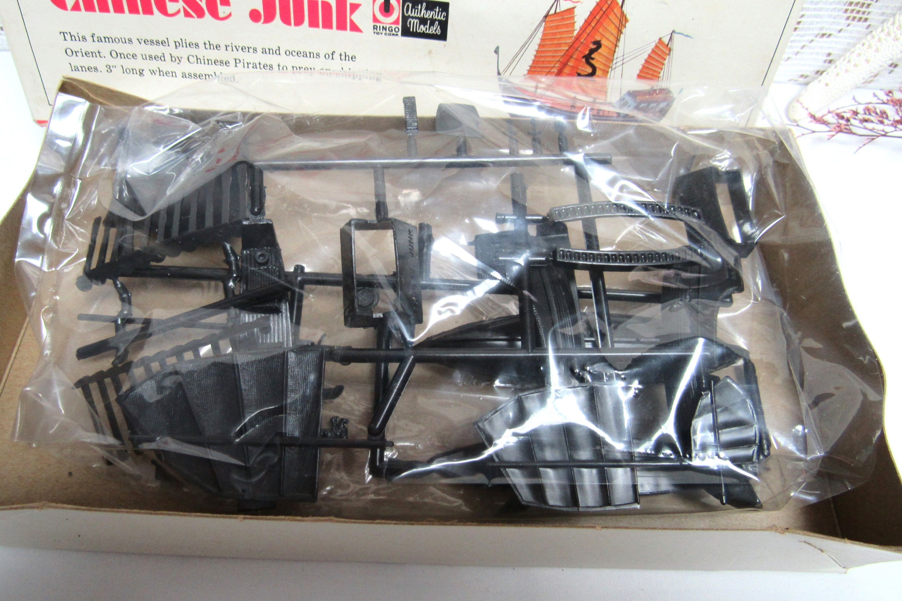 Vintage RINGO TOY Plastic Model Twin Kit Viking Ship and Chinese Junk ...