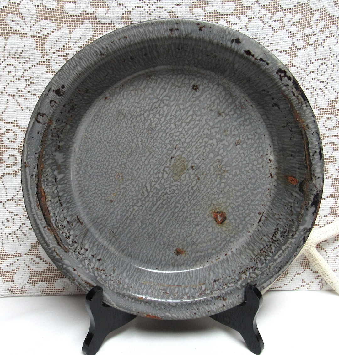 Vintage ENAMELWARE GRANITEWARE Pie Tin Plate Pan Bakeware Gray Metal ...