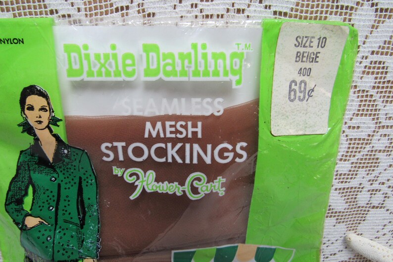 Vintage DIXIE DARLING by Flower Cart 100% Nylon Seamless Mesh Stockings ...