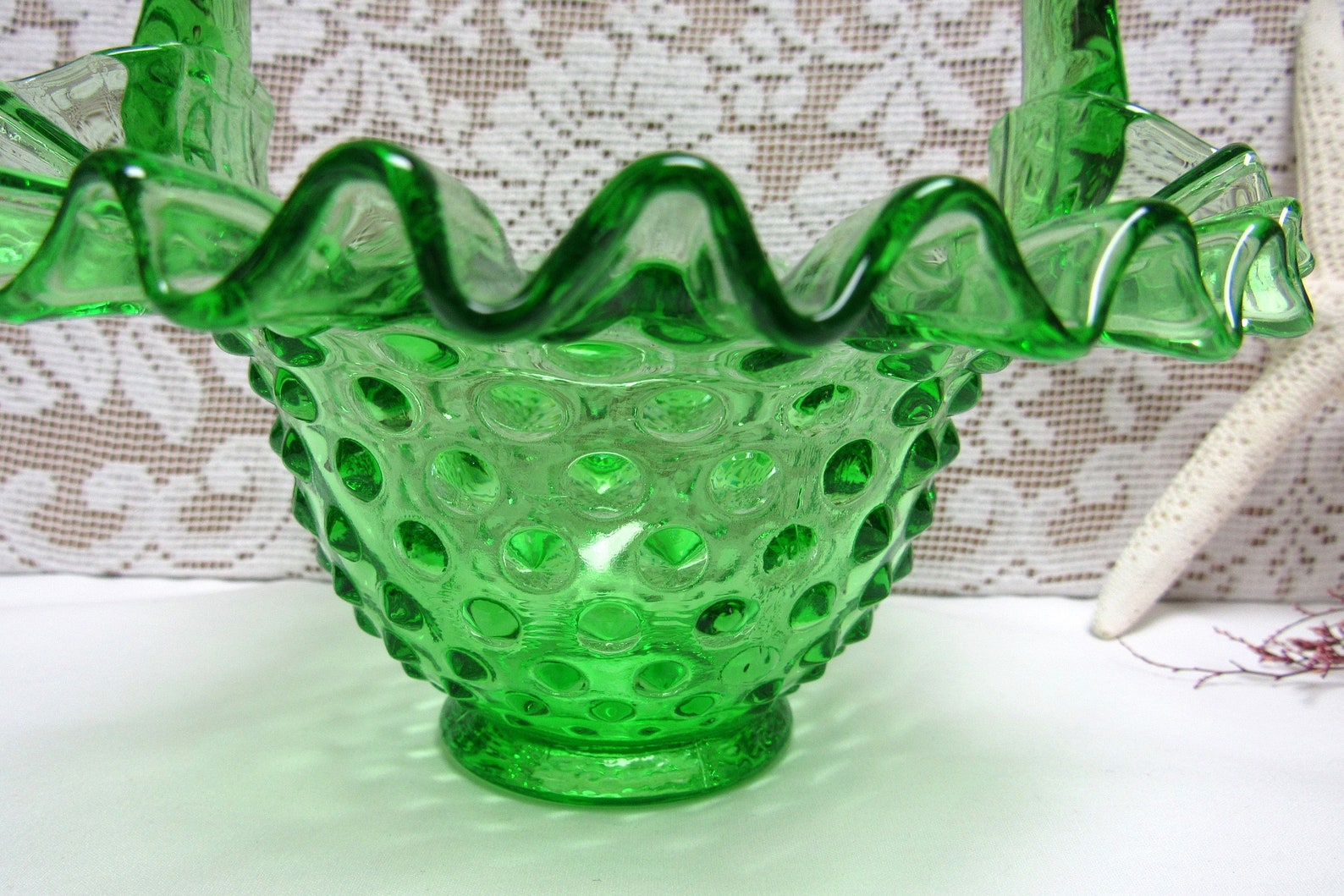 Pretty Vintage FENTON ART GLASS Springtime Green Ruffled Hobnail Basket ...