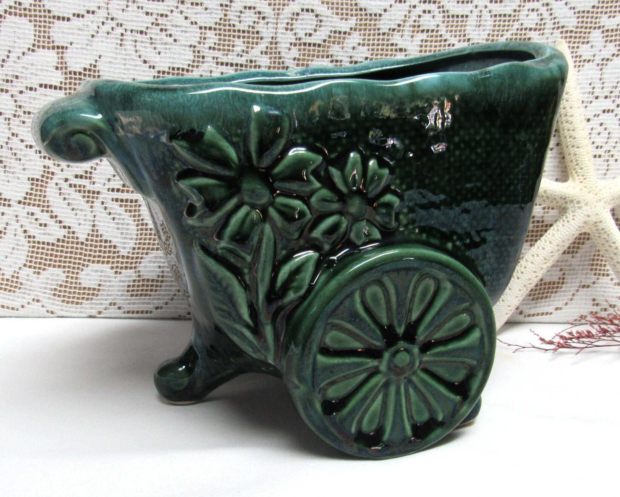 Lovely Vintage HULL POTTERY Wheelbarrow PLANTER B14 Green Foam Drip ...