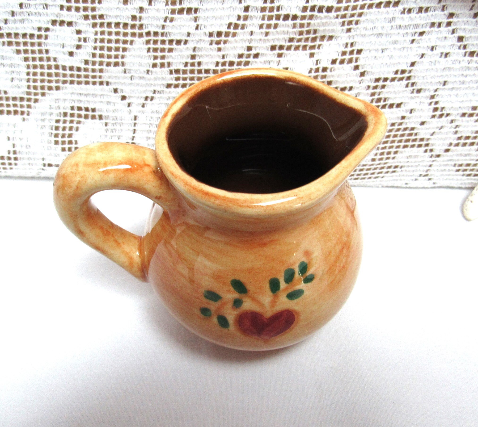 Vintage PENNSBURY POTTERY Amish Woman Small Individual CREAMER ...