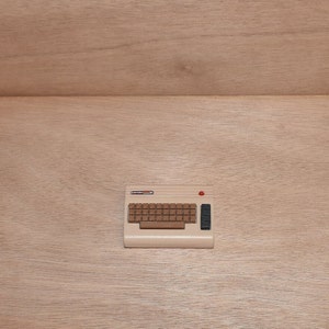 COMMODORE 64 - DRIVE 1541 - MONITOR 1702 - Miniature - Etsy Canada
