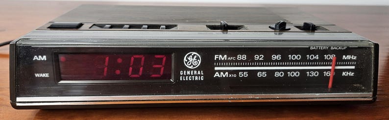 Vintage 1980's Electric "ge" Electronic Digital AM/FM Clock Radio With ...