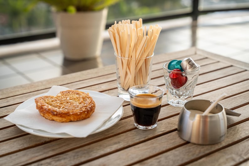 5.5 Inch Wooden Coffee Stirrers, 1000 Count, Disposable & Compostable ...