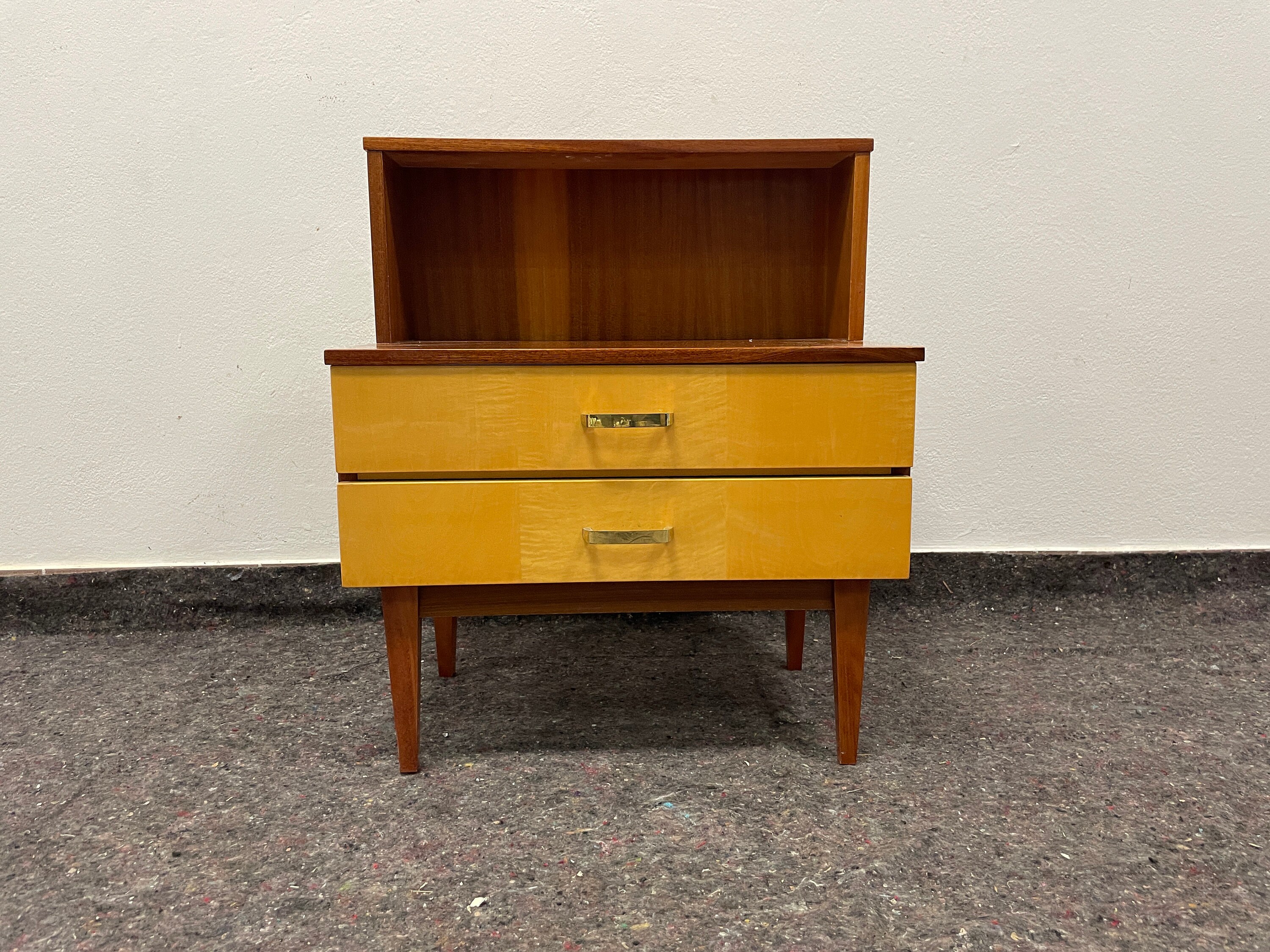 Vintage Nightstand / Mid Century/ Nightstand Storage/ Retro - Etsy