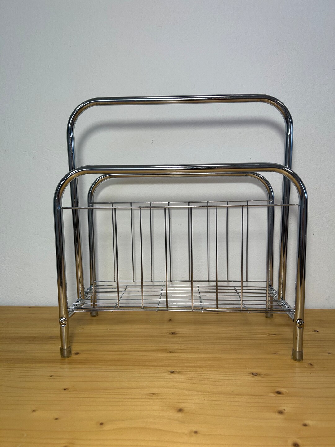 Vintage Chrome Magazine Rack / Mid Century Modern Newspapers / Vinyl ...