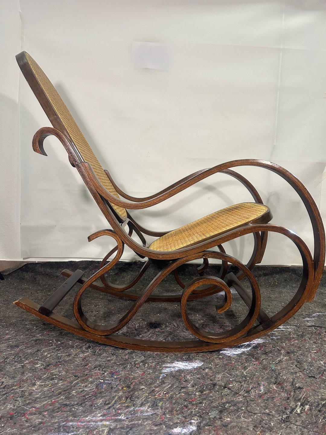 Vintage Mid Century Modern Bentwood Rocker Thonet Style Rocking Chair ...