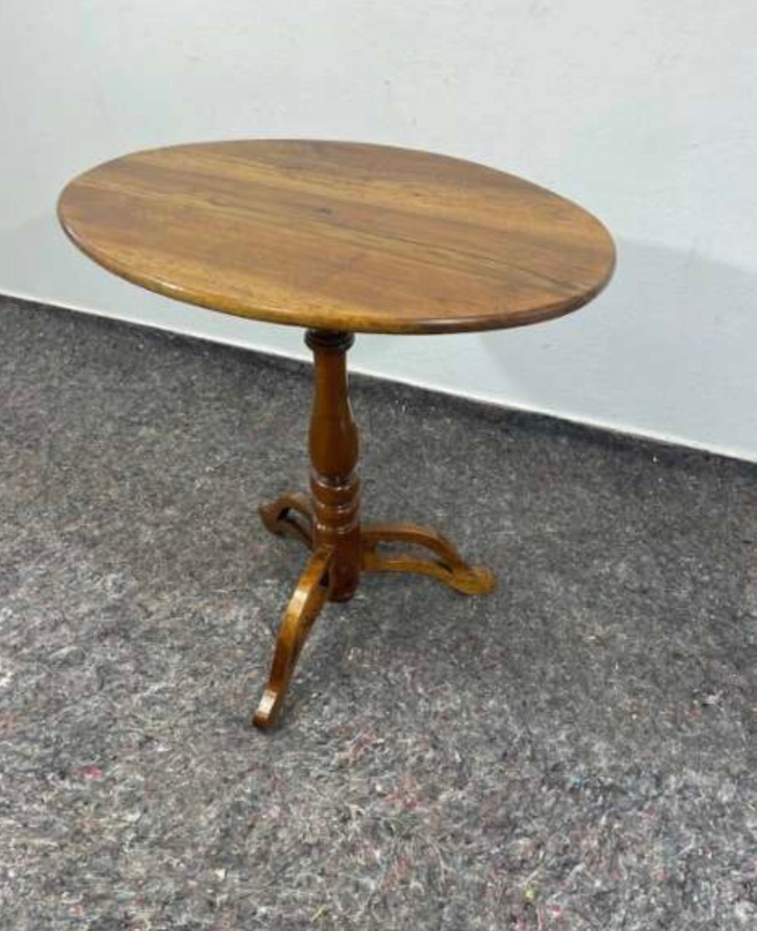 Vintage Solid Wood Round Pedestal Side Table Antique - Etsy
