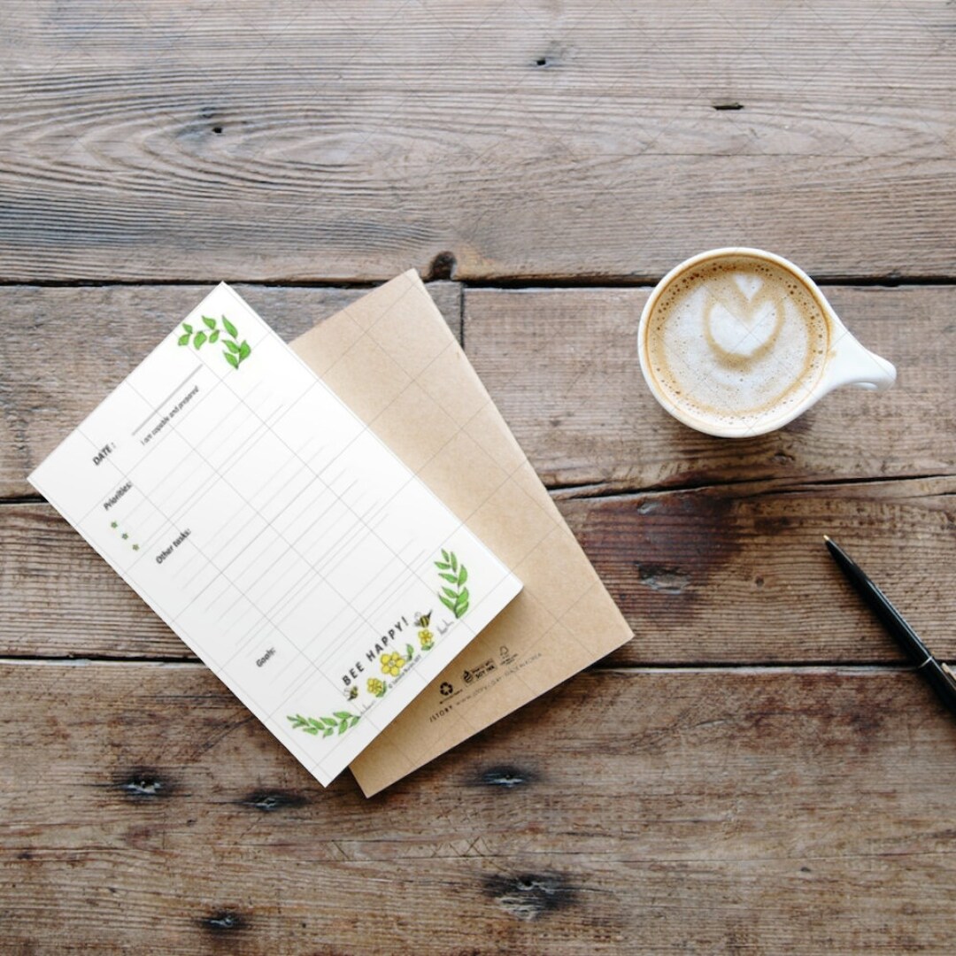 A4 Printable Download Delightful bee Happy Daily To-do List Planner ...