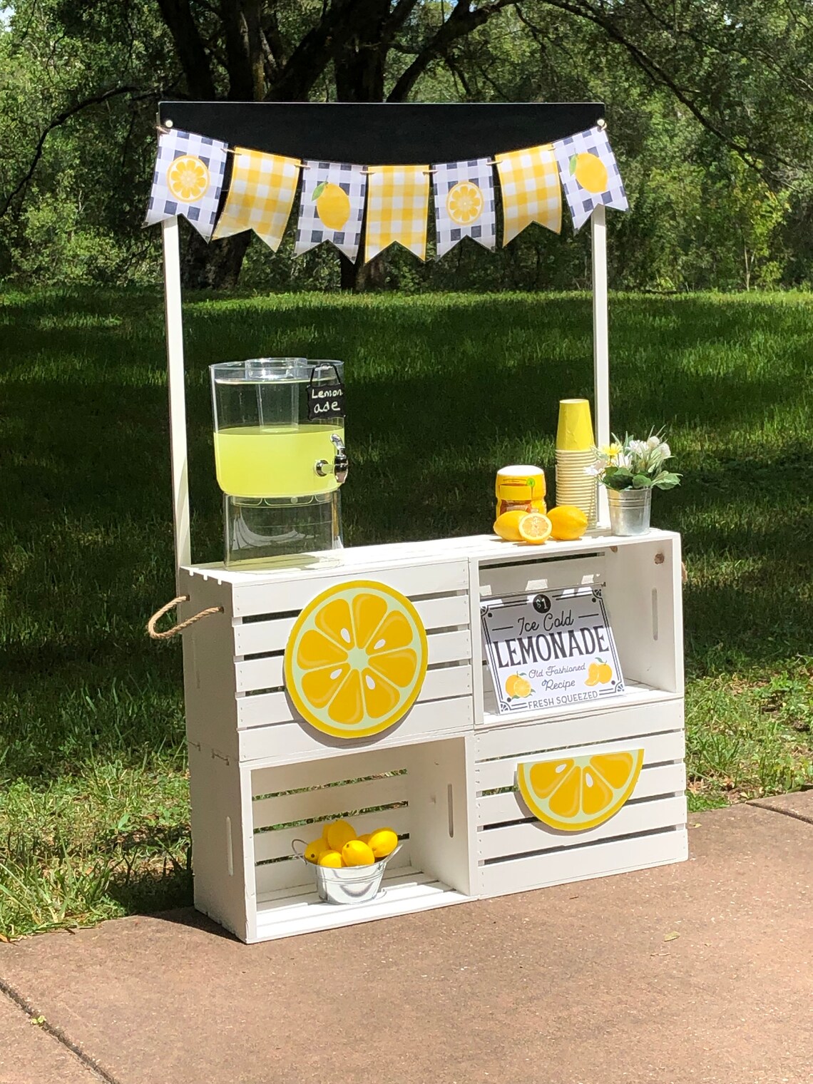 Lemonade Stand Complete With Accessories and Decor - Etsy UK Lemonade Stand Complete With Accessories and Decor - Etsy UK