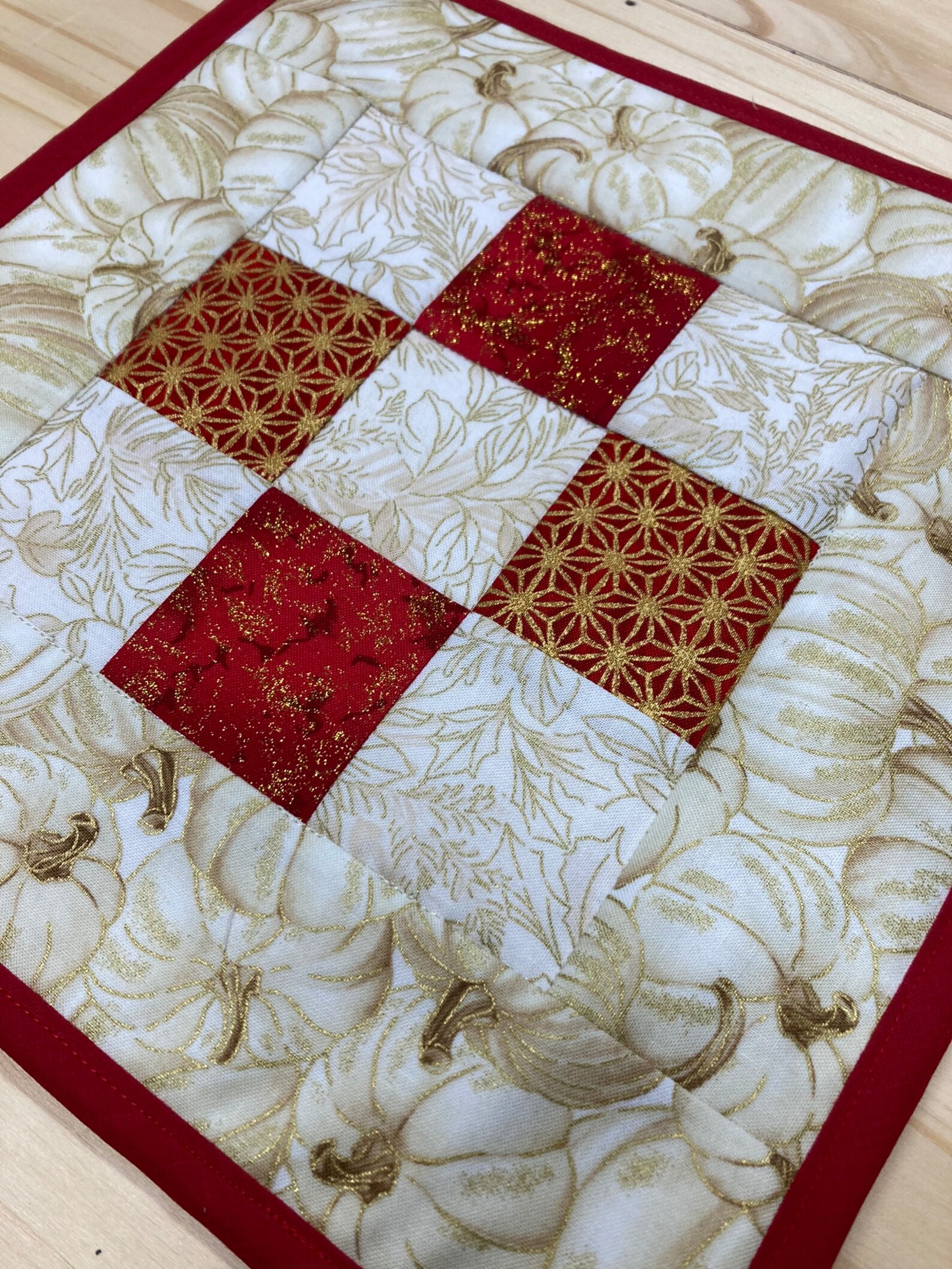 Fall Quilted Centerpiece Autumn Table Décor Thanksgiving - Etsy