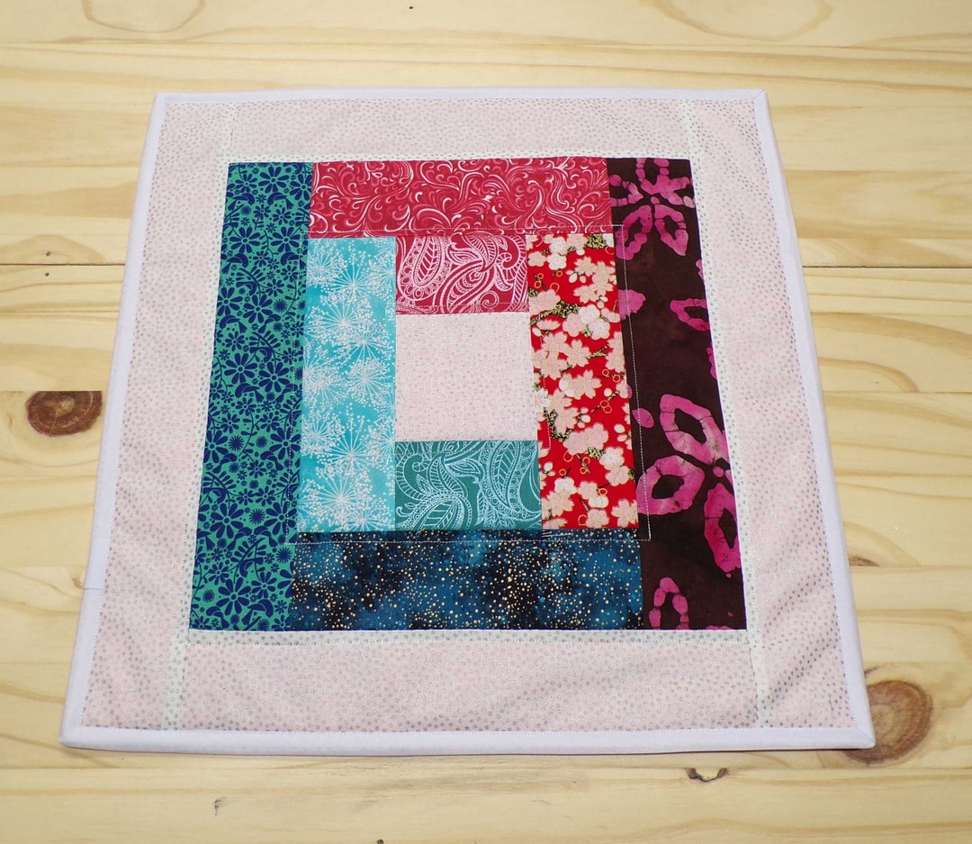 Quilted Centerpiece | Quilted Table Topper | Quilted Décor | Table ...