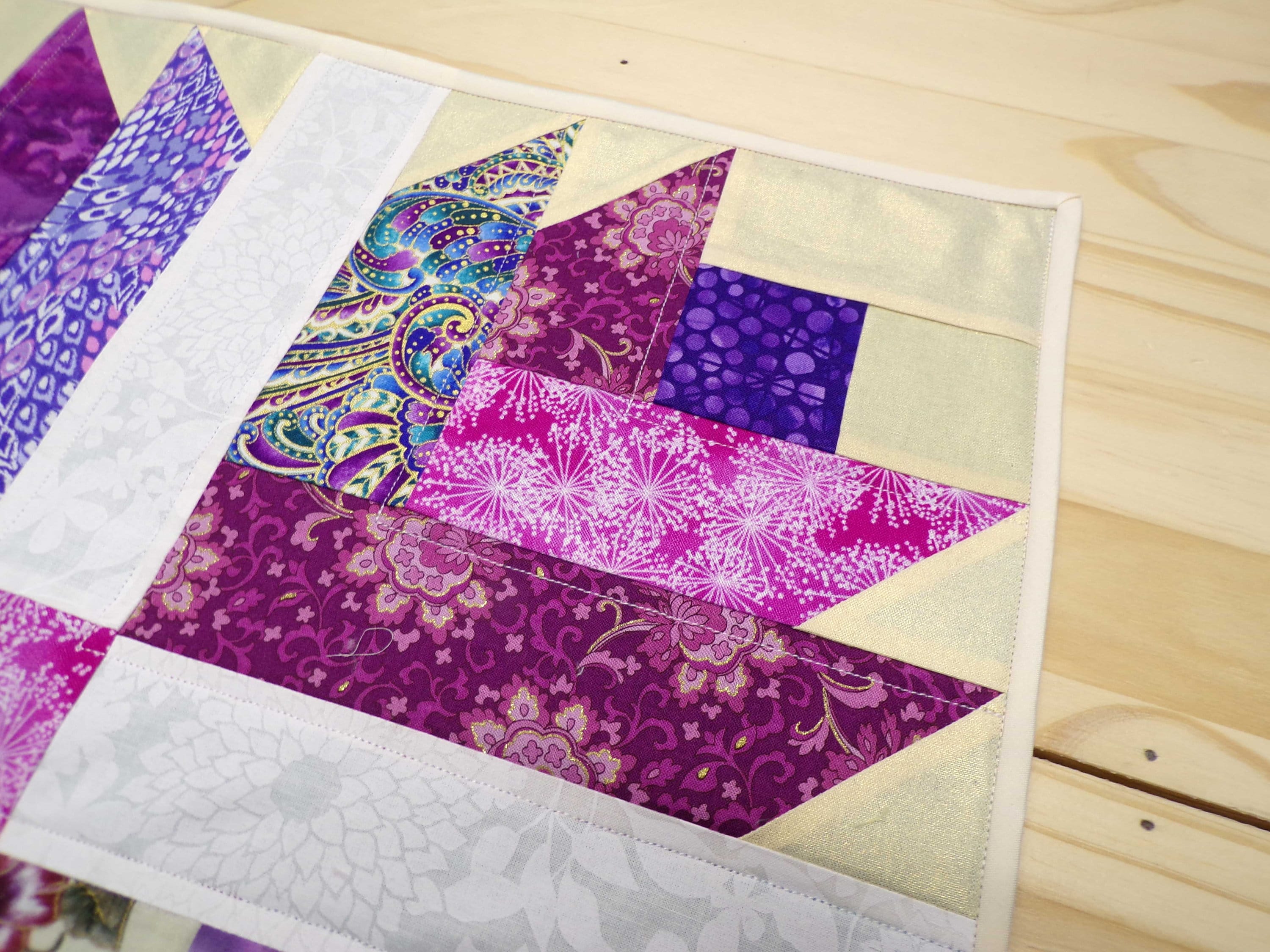 Tulip Bloom Quilted Centerpiece Quilt Table Topper Star Table Quilt ...