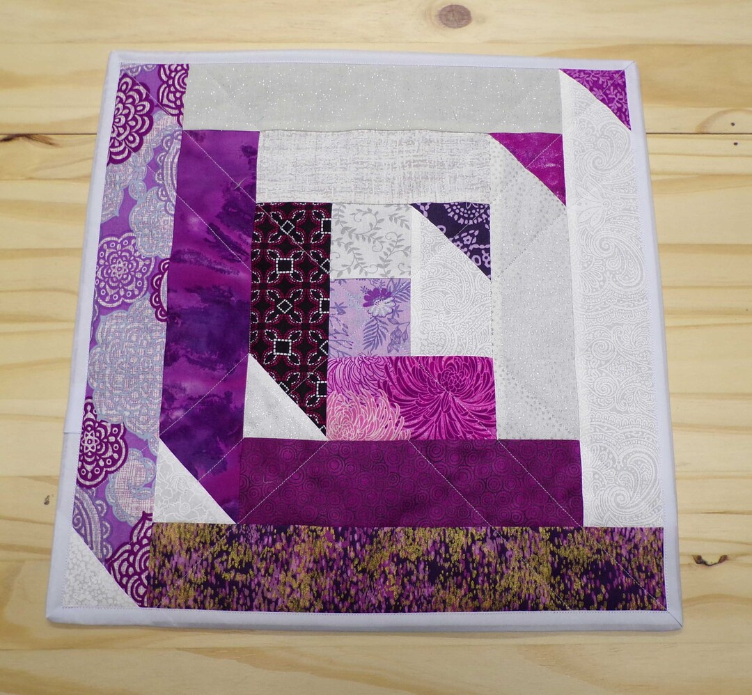 Quilted Centerpiece | Quilted Table Topper | Quilted Table Décor ...
