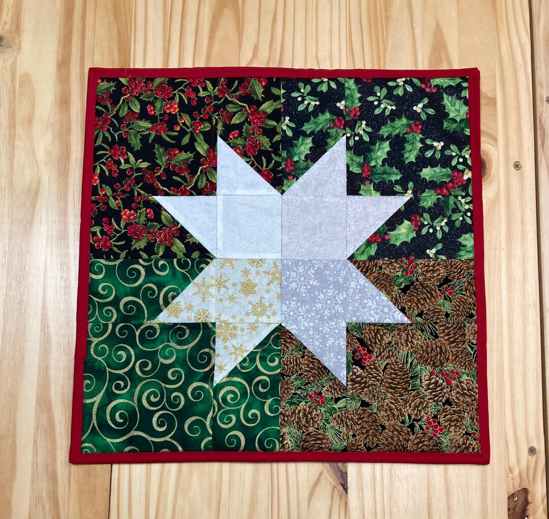 Christmas Table Quilt | Quilted Centerpiece | Quilted Table Topper ...