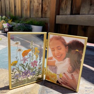 Custom Pressed Flower Frame, Botanical Art Frame, Dry Flower Frame ...