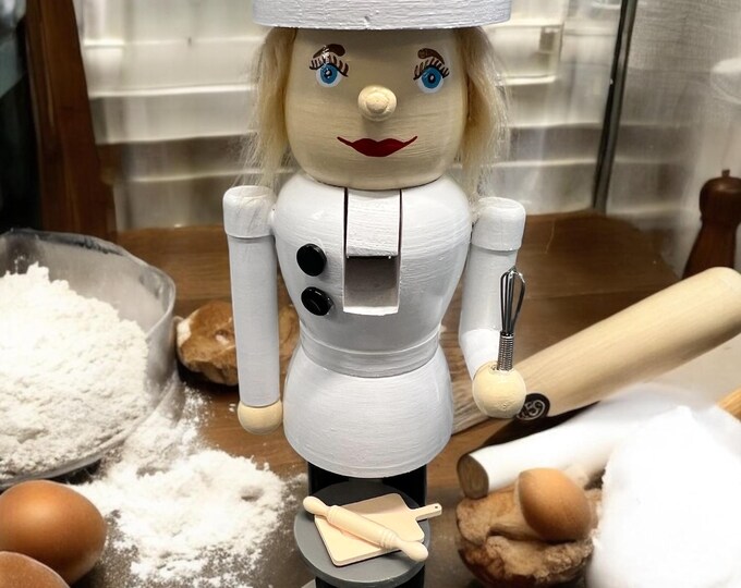 NUTCRACKER - the Historians - Etsy