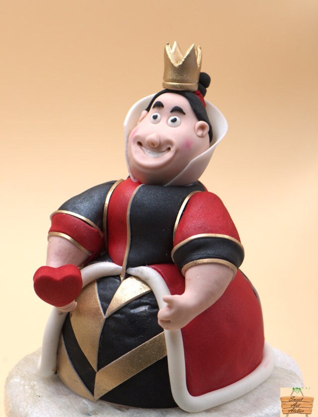 Edible Fondant Decorative Cake Topper - the Red Queen 9"; Sweet Art ...