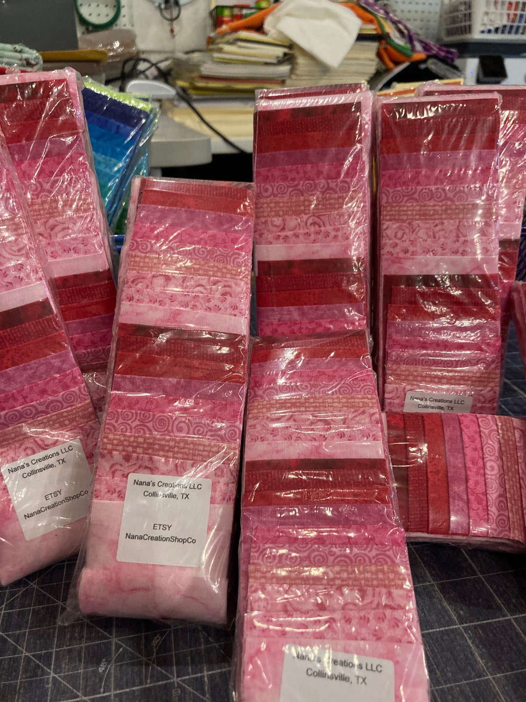 21-286 Graduated Reds to Hot Pink to Light Pink Variety Cream Sicles 2. ...