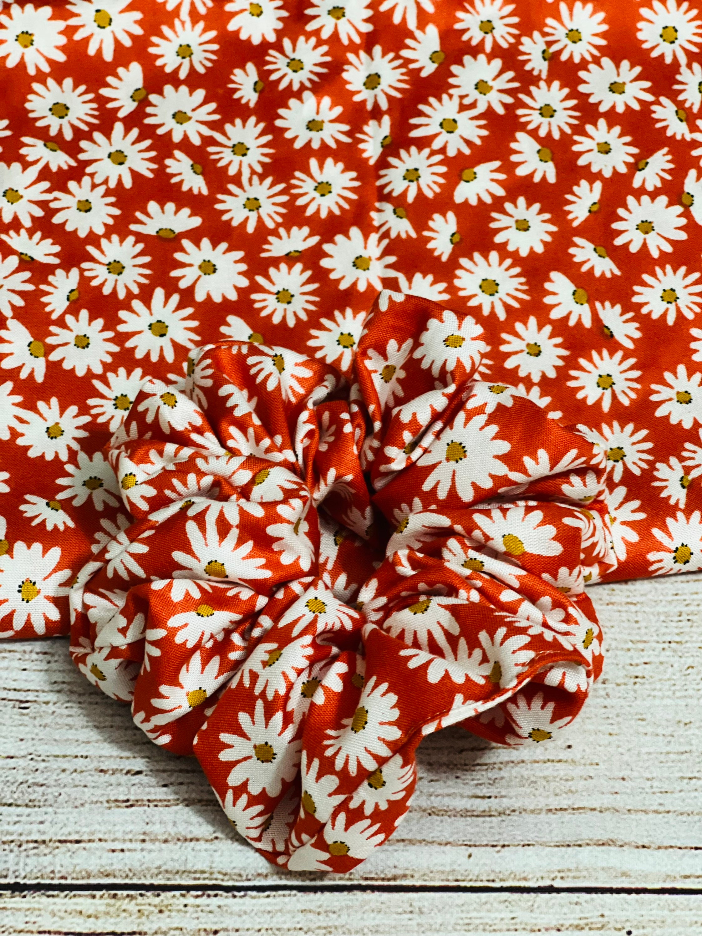 Daisy XL hair scrunchie , Fall floral Extra large hair scrunchy , 90's ...