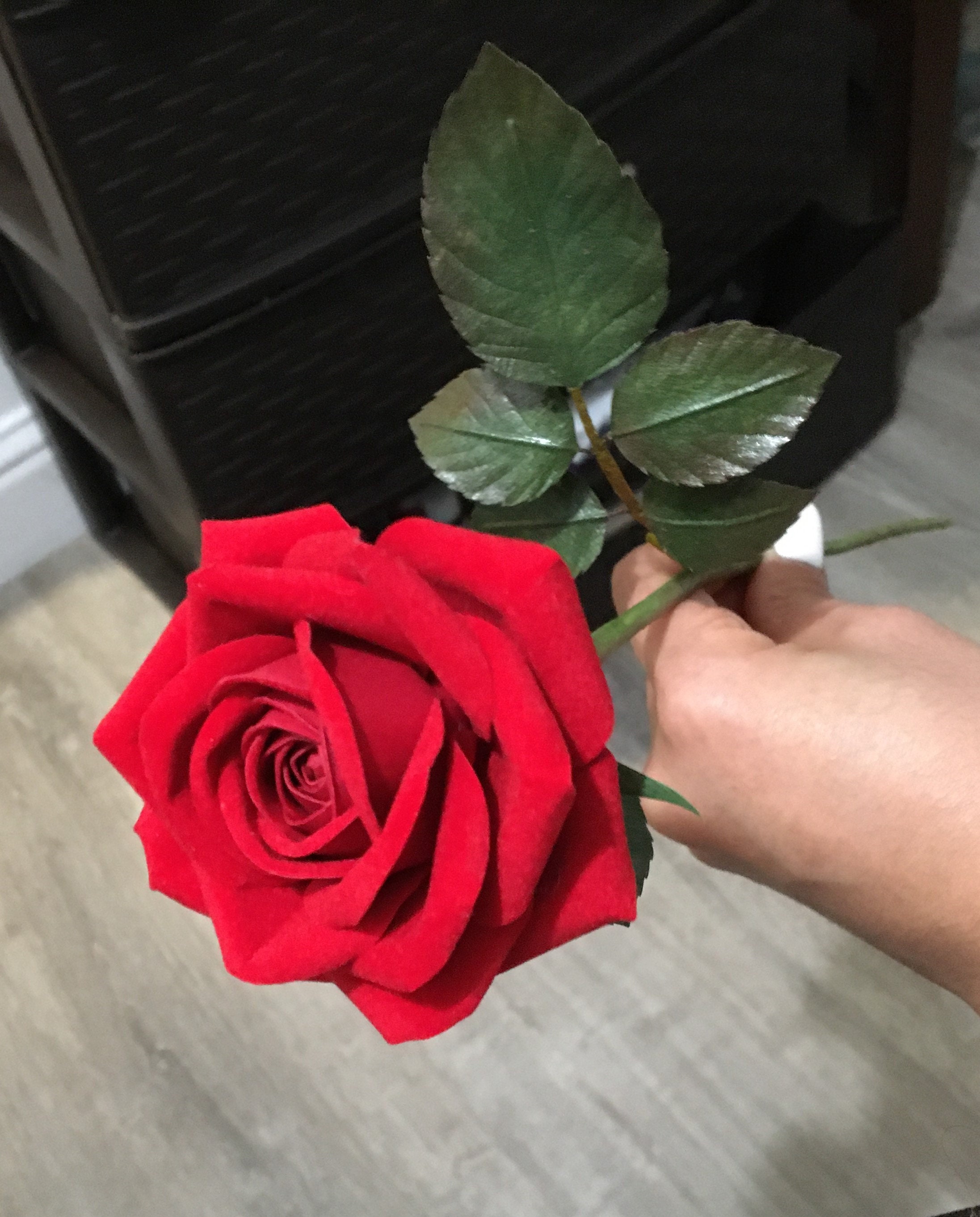 Red Velvet Rose Paper Flower, Artificial Velour Roses Silk Flowers ...