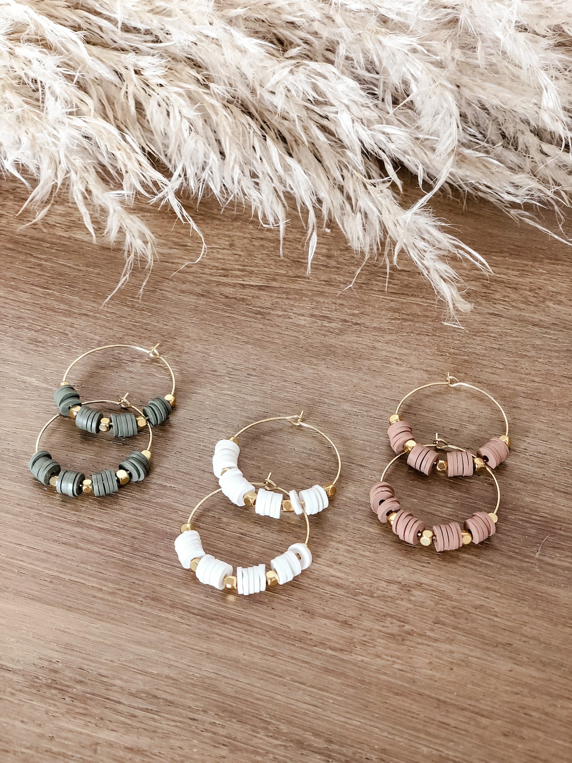 Boucles d'oreilles créoles en perles heishi - Etsy France