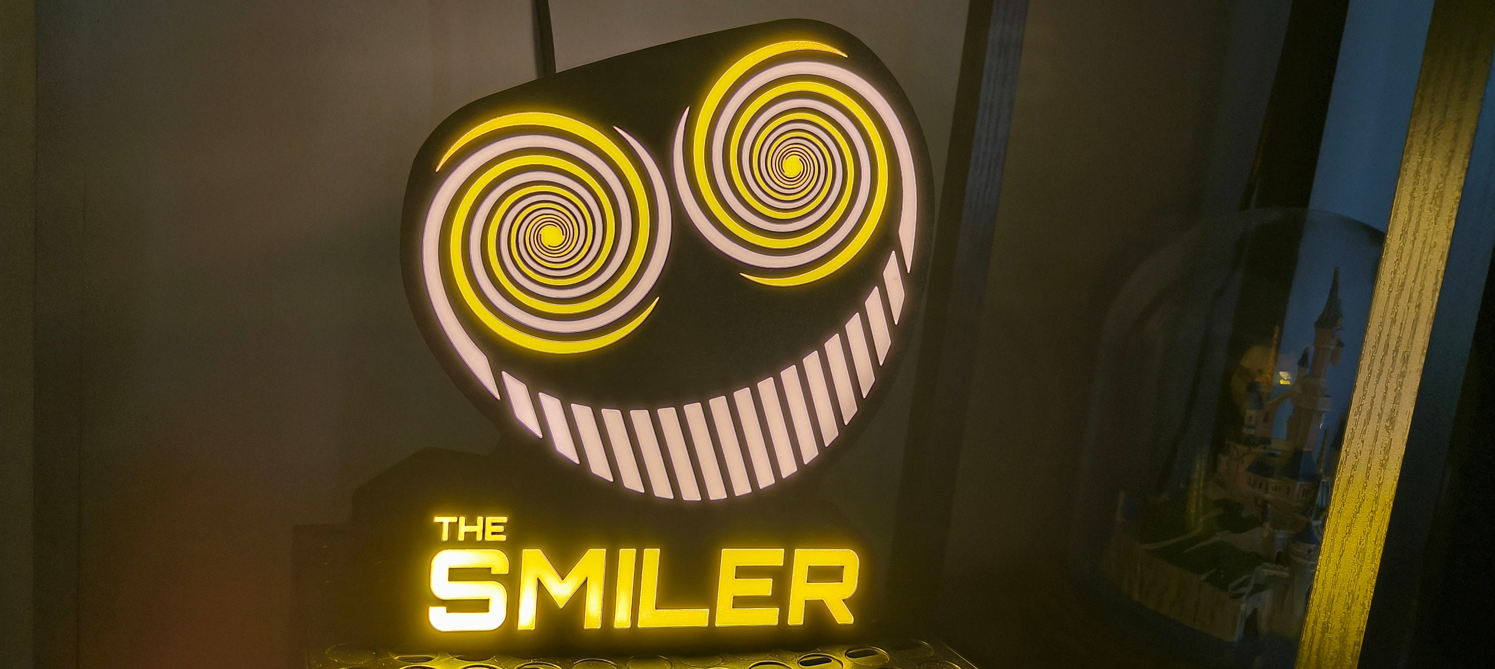 Smiler Rollercoaster Entrance Logo Inspired Desk Lamp Wall Light - Etsy