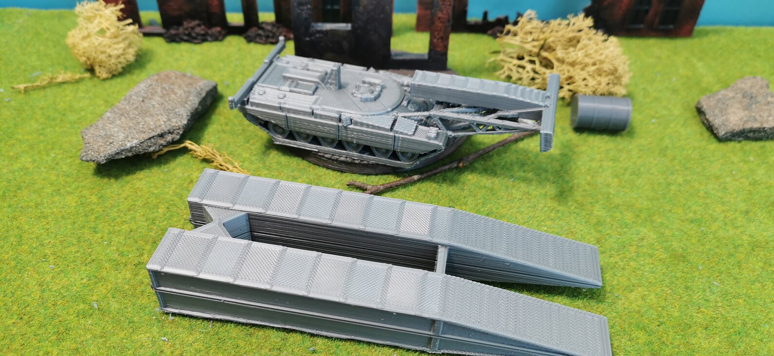 Chieftain Armoured Vehicle-launched Bridge (AVLB) Tank + Bridge Kit ...