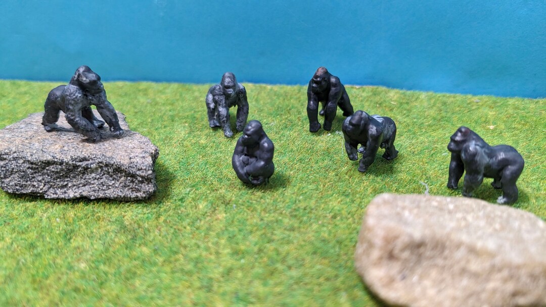 6 Gorillas in 1/87 | Gorilla Made of Resin | Animal Figure H0 HO 1:87 ...