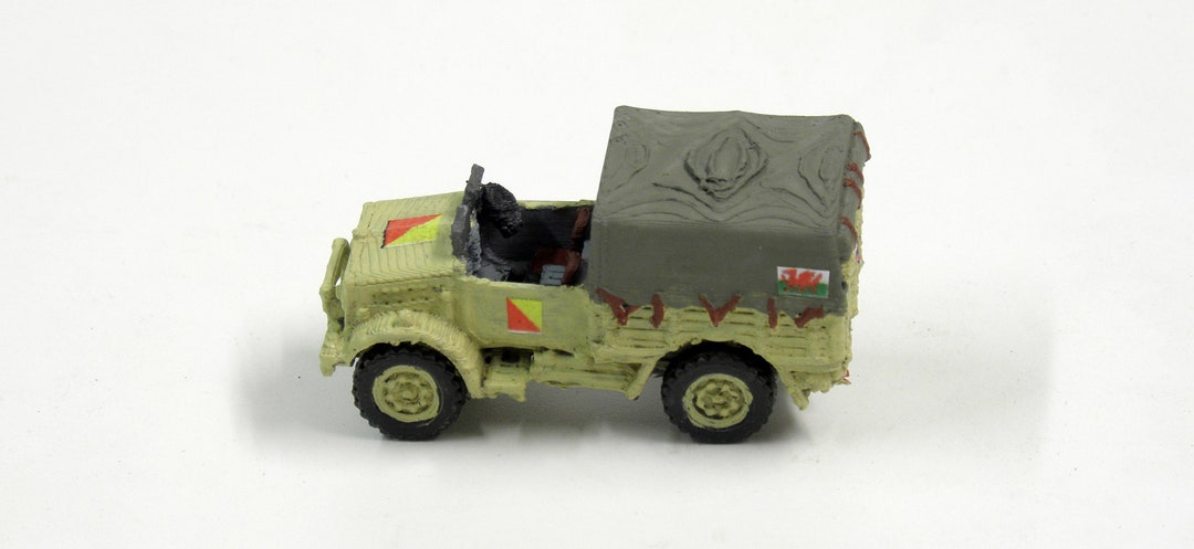 Bedford MWD Truck "open" Truck Military UK Model Kit in Scale 1/100 1/ ...