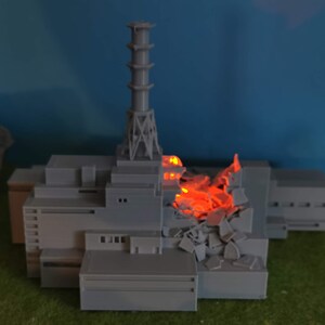 Chernobyl Nuclear Power Plant Model | 1986 Disaster Diorama With LED ...