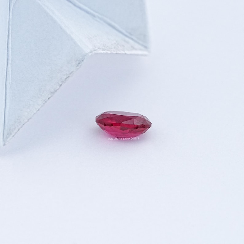 Pigeon Blood Ruby Loose Gemstone / Oval Cut July Birthstone Loose Stone ...