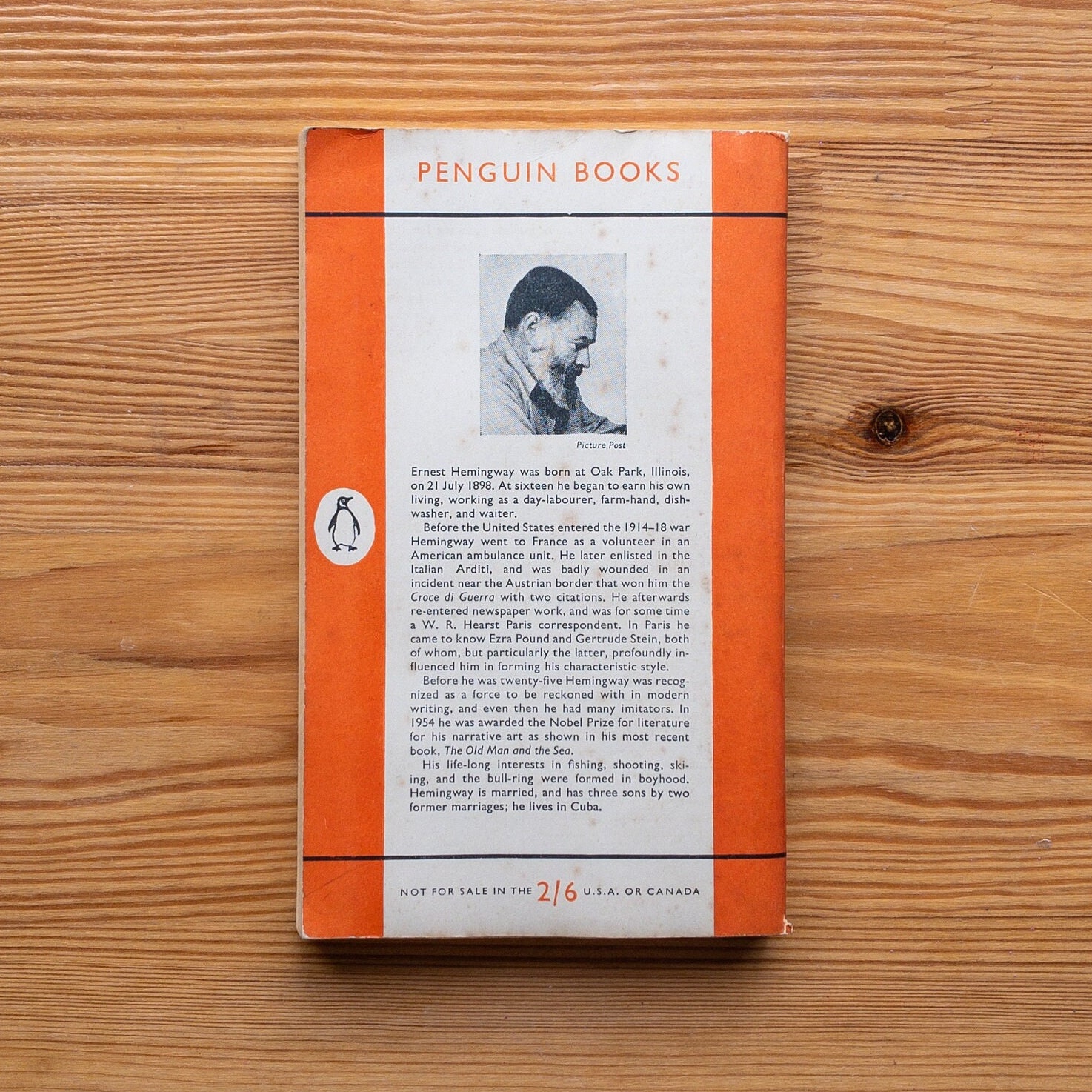 A Farewell to Arms Ernest Hemingway Penguin Paperback Book - Etsy